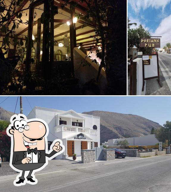 Dorians Bar, Perissa - Restaurant menu, prices and reviews