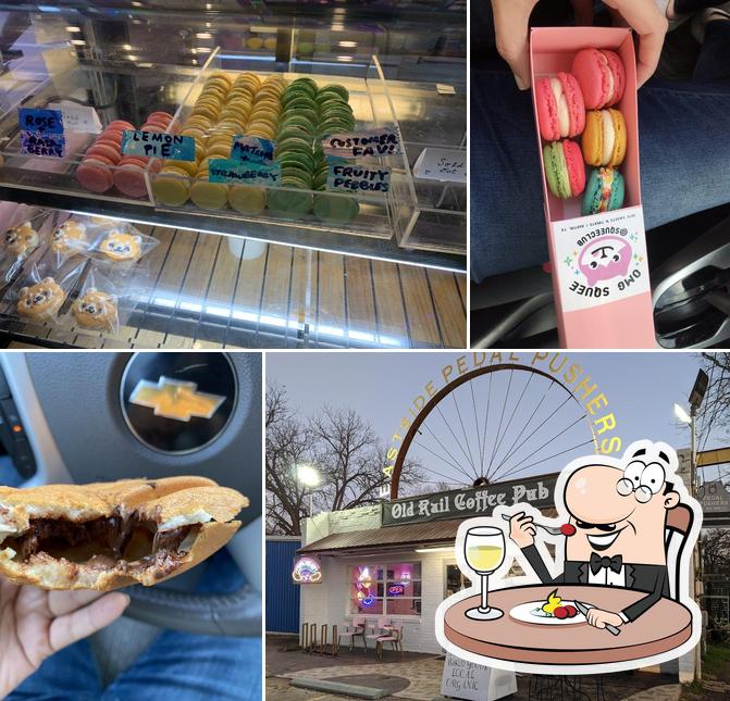 OMG Squee, 4607 Bolm Rd Suite A in Austin - Restaurant menu and reviews