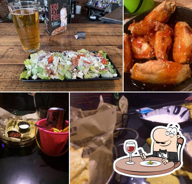 The Rock Wood Fired Pizza in Federal Way - Restaurant menu and reviews