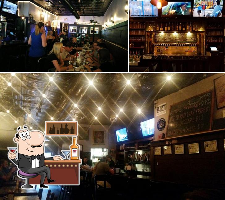 Commercial Taphouse and Grill in Richmond - Restaurant reviews