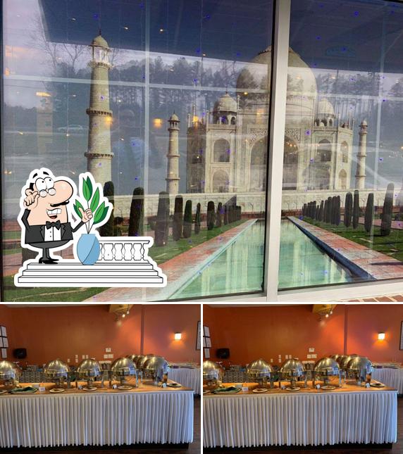 Pakwaan Indian Cuisine in Woodlake - Restaurant menu and reviews