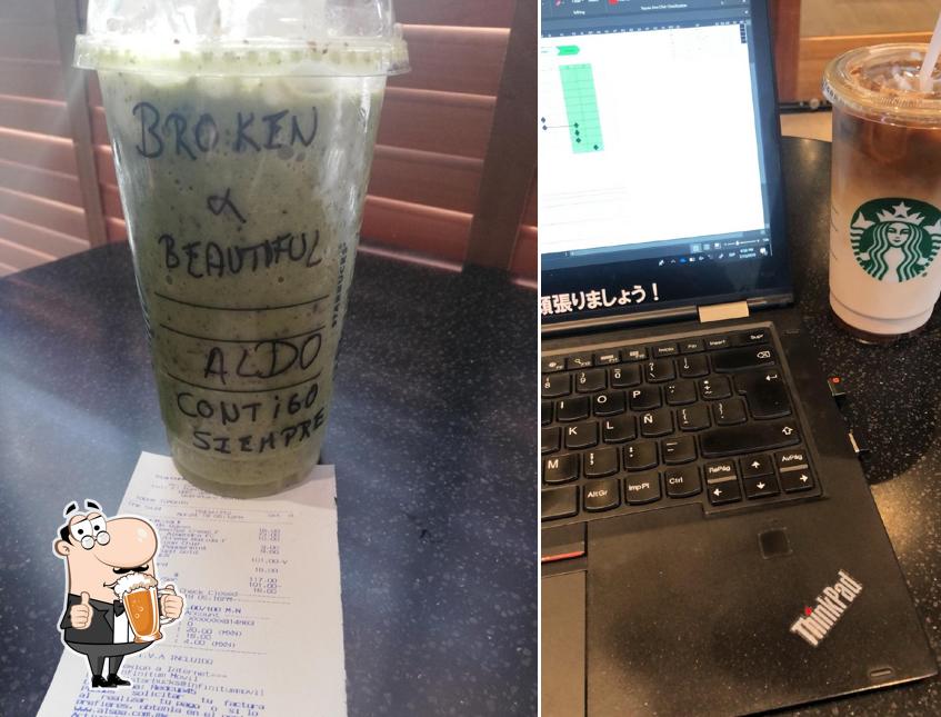 Starbucks cafe, Corregidora, Paseo Constituyentes 1601 - Restaurant ...