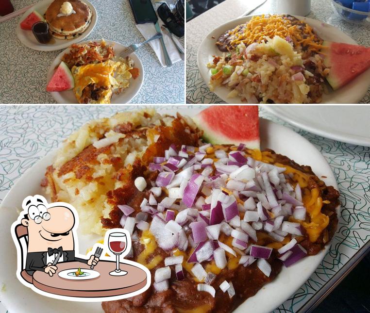 Dale's Diner, Long Beach - Restaurant menu, prices and reviews