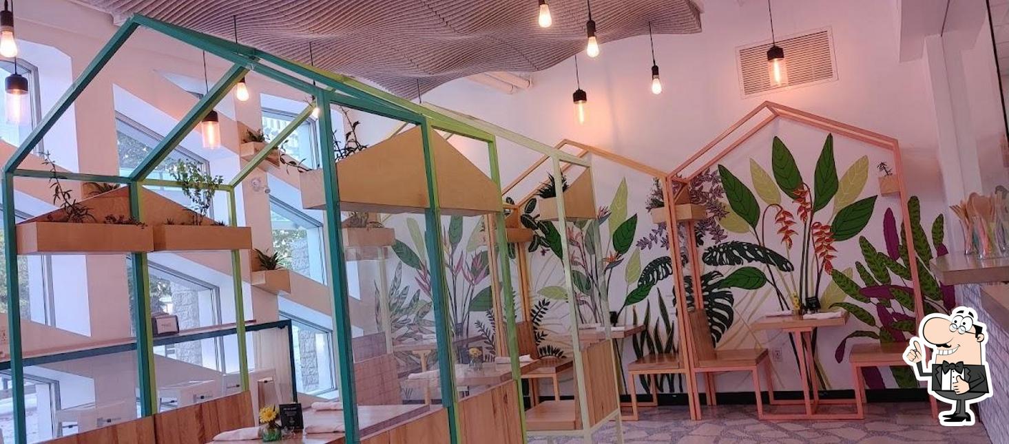 The Hallway Cafe in Edmonton - Restaurant menu and reviews
