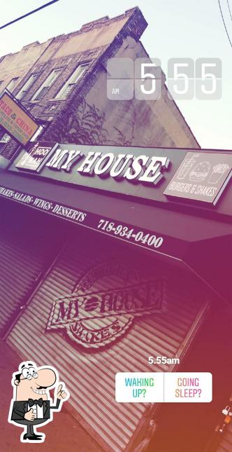 My House Burgers and Shakes in New York City - Restaurant menu and reviews