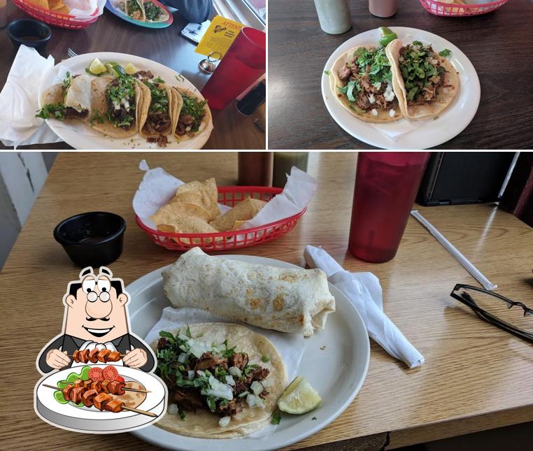 Restaurante Pollo Express, Wichita - Carta del restaurante y opiniones
