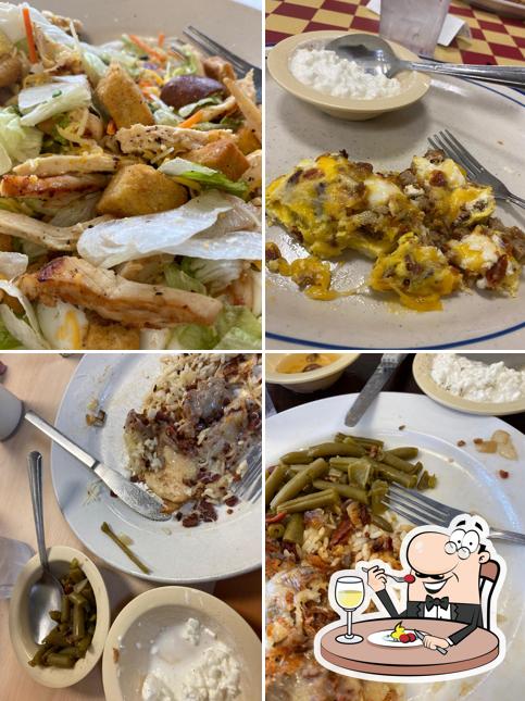 Lilly's Diner in Tulsa - Restaurant menu and reviews