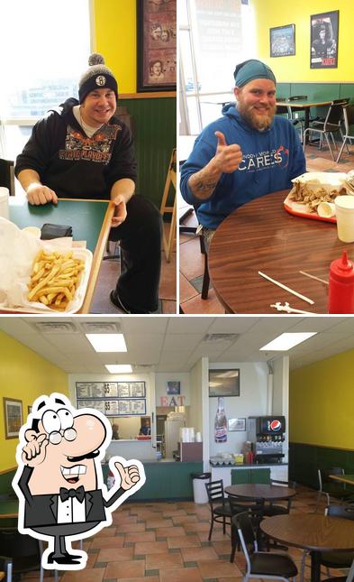 Gyros Mania in Normal - Restaurant menu and reviews