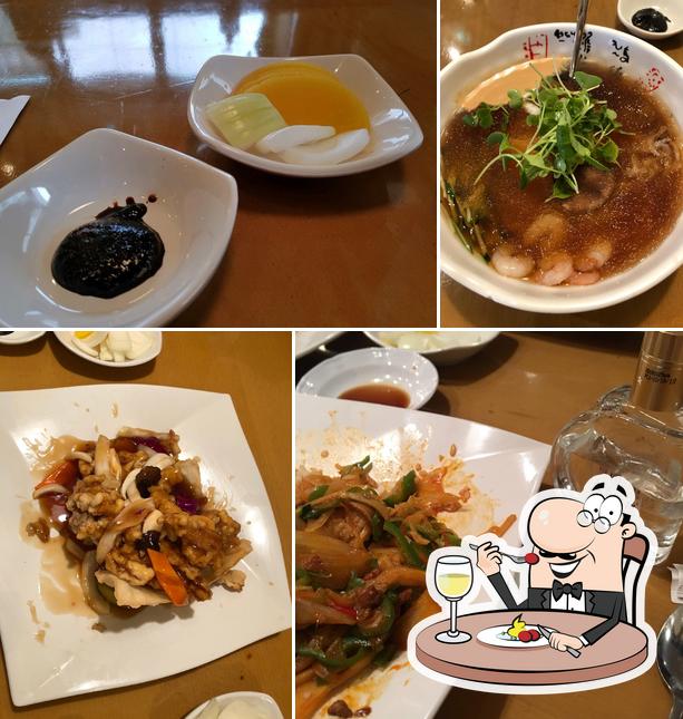 호화반점 (Hohwabanjeom) restaurant, Seoul, 5 Seolleung-ro 161-gil ...