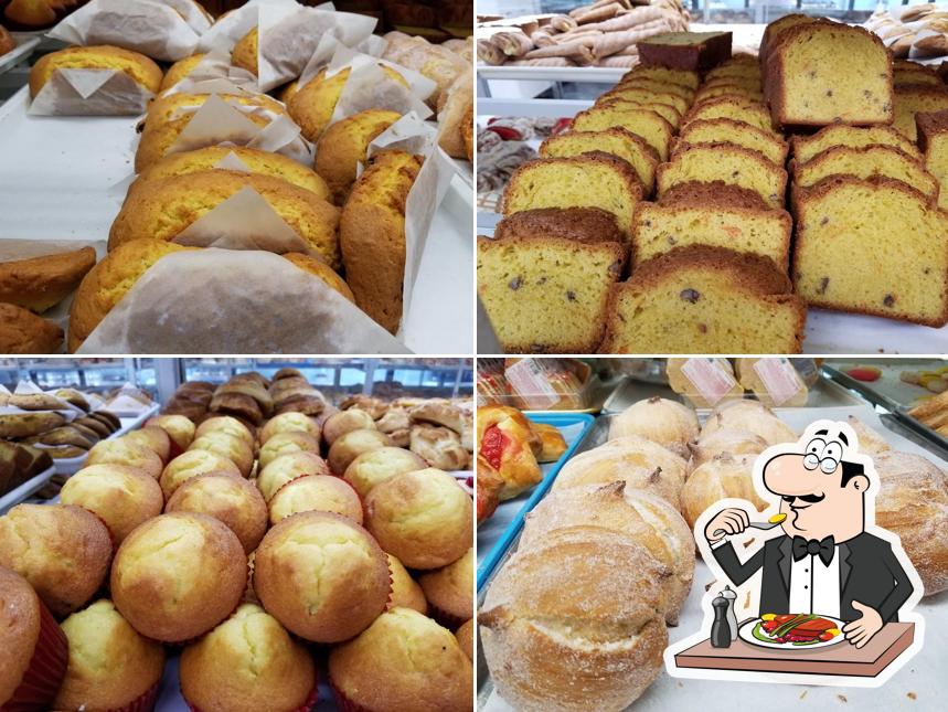 La Perla Tapatia Bakery - Jimenez, Chicago - Restaurant menu, prices ...
