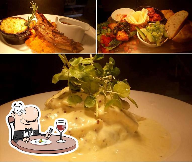 The Junction Inn, 2 Rochdale Rd in Oldham - Restaurant reviews