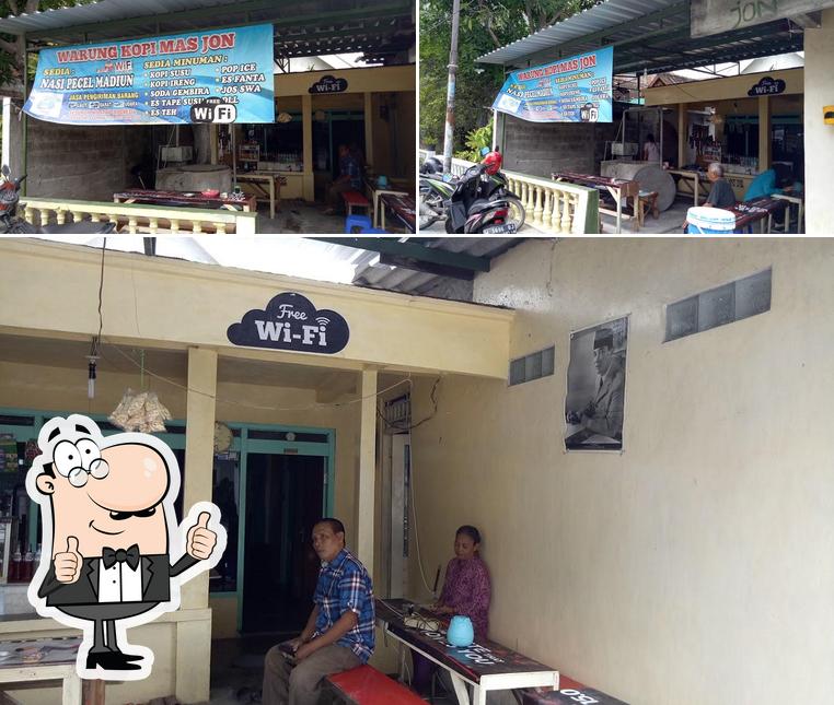 Warkop Mas Jon cafe, Gresik - Restaurant reviews