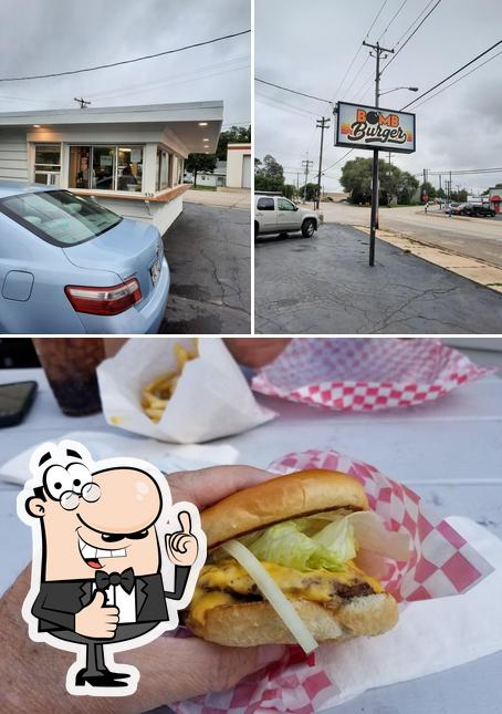 Bomb Burger, Burlington - Restaurant menu, prices and reviews
