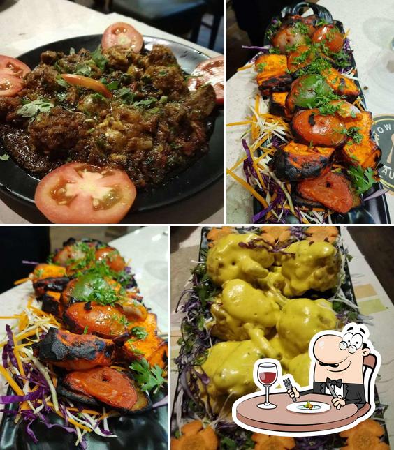 Town Tables, Mumbai, D.N. Nagar - Restaurant menu, prices and reviews