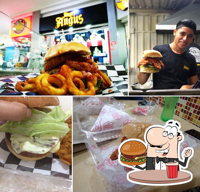 Restaurante ANGRY BURGERS, Merida, calle 50 numero 460 local 83 area de ...
