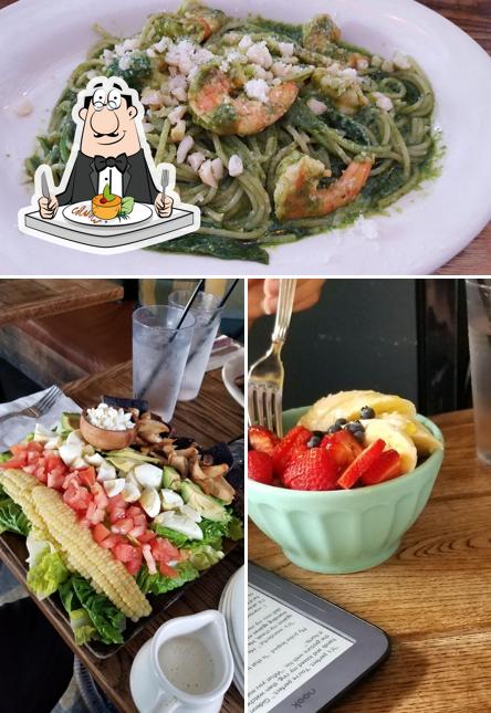 Goofy Cafe & Dine in Honolulu - Restaurant menu and reviews