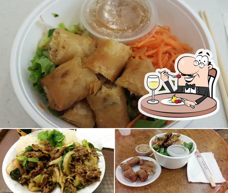 Little Cafe Siam in Honolulu - Restaurant menu and reviews