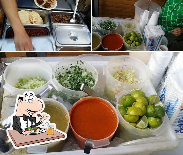 Tacos Y Birria El Alacrán in Chaparral
