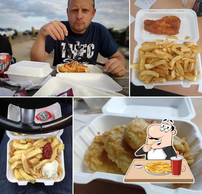 Kingfisher Fish Bar, Walcott - Restaurant menu, prices and reviews