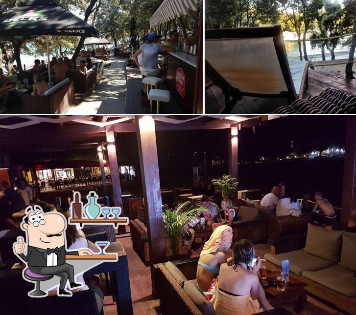 Beach Bar Del Mar, Rab - Restaurant menu, prices and reviews