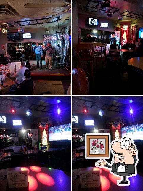 Boondockers, 5222 N 120th St in Omaha - Restaurant menu and reviews