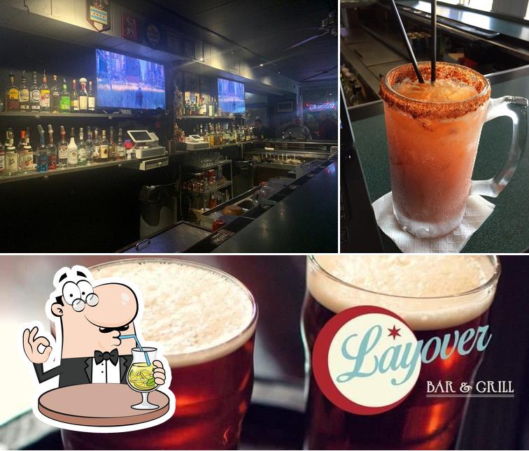 Layover Bar & Grill in Chicago - Restaurant reviews