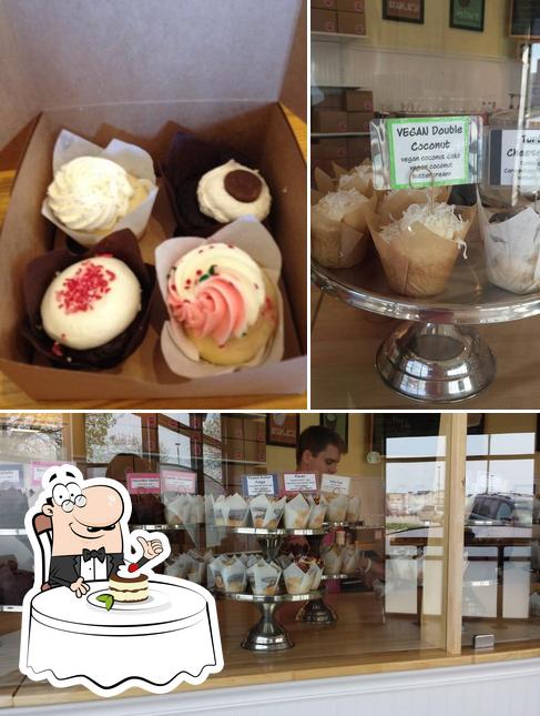 Scratch Cupcakery LLC, 1517 Flammang Dr in Waterloo - Restaurant reviews