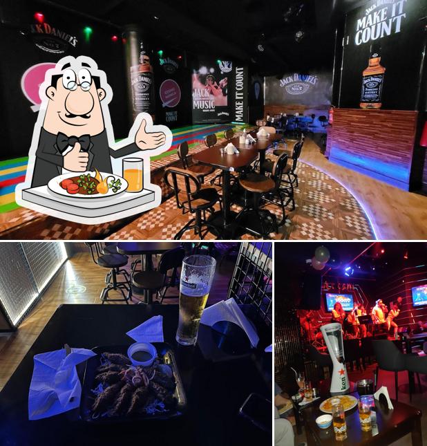 Cosmo Manila Bar, Abu Dhabi - Restaurant menu, prices and reviews