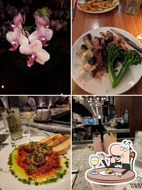 Julian Restaurant in Tampa - Restaurant menu and reviews