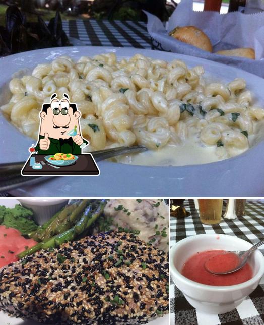 Barnstable Restaurant & Tavern, 3176 Main St in Barnstable - Restaurant ...
