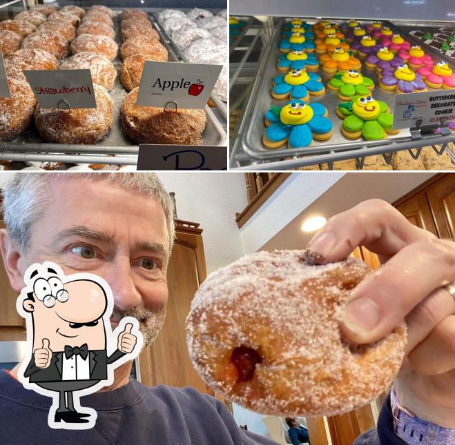 Christina's Cakery and Baked Goods in Two Rivers - Restaurant reviews