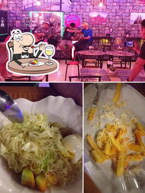 Sharon Cafe & Lounge, Namodale - Restaurant reviews