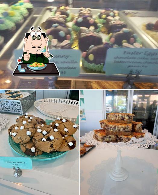 Elizabethan Desserts, Encinitas - Restaurant menu, prices and reviews