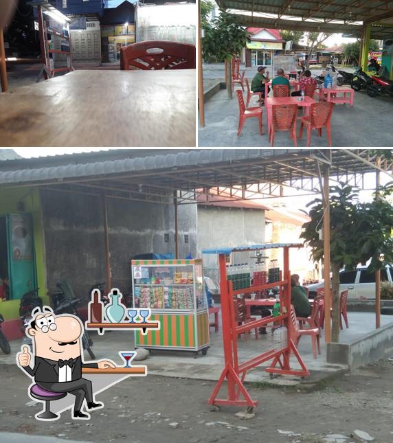 WAROENG NONGKRONG, Medan Estate - Restaurant reviews