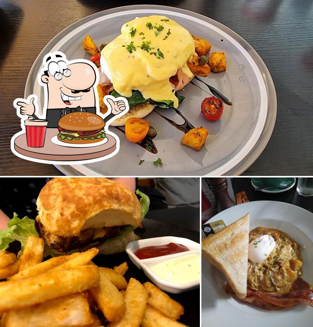 Bake and Brew, 350F Hibiscus Coast Hwy in Orewa - Restaurant reviews
