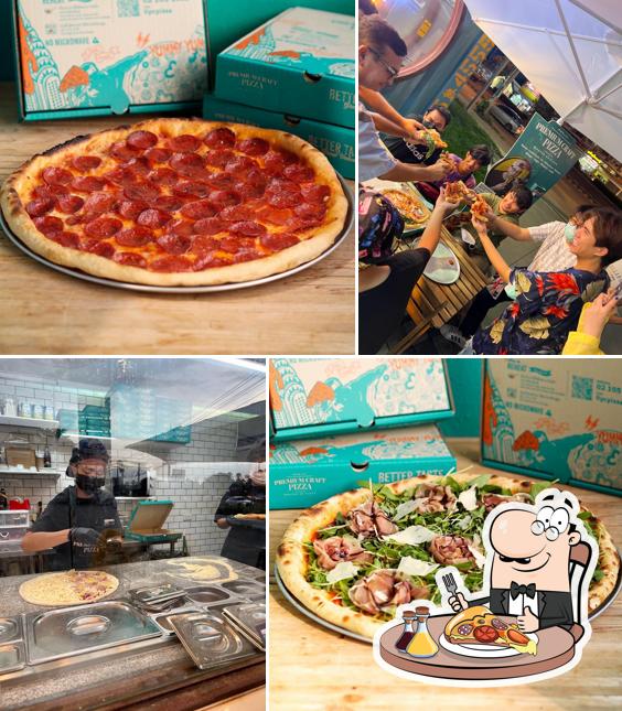 Premium Craft Pizza - The Crystal PTT Chaiyapruek restaurant, Om Kret ...