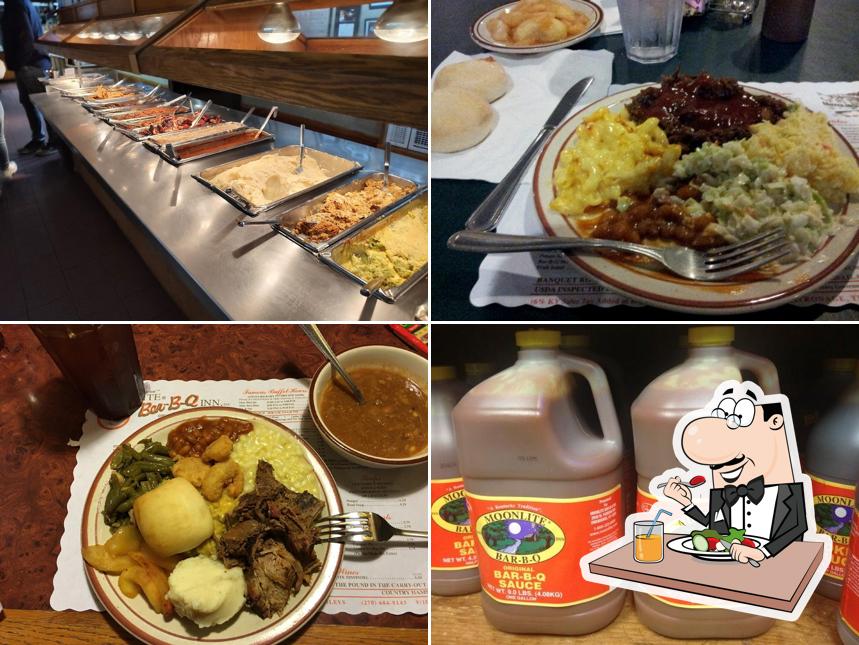 Moonlite Bar-b-q Inn in Owensboro - Restaurant menu and reviews
