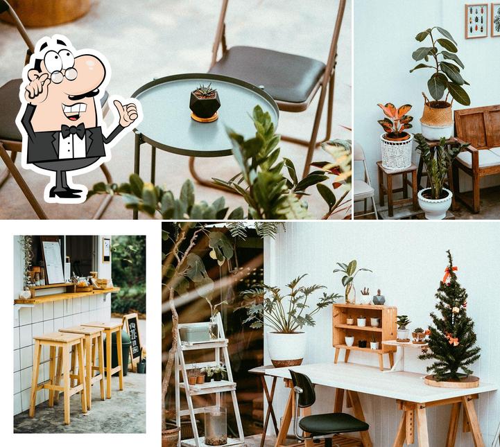 Anya Cafe Stand, Ban Pong - Restaurant reviews