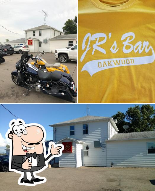 Jr's Bar in USA - Restaurant reviews
