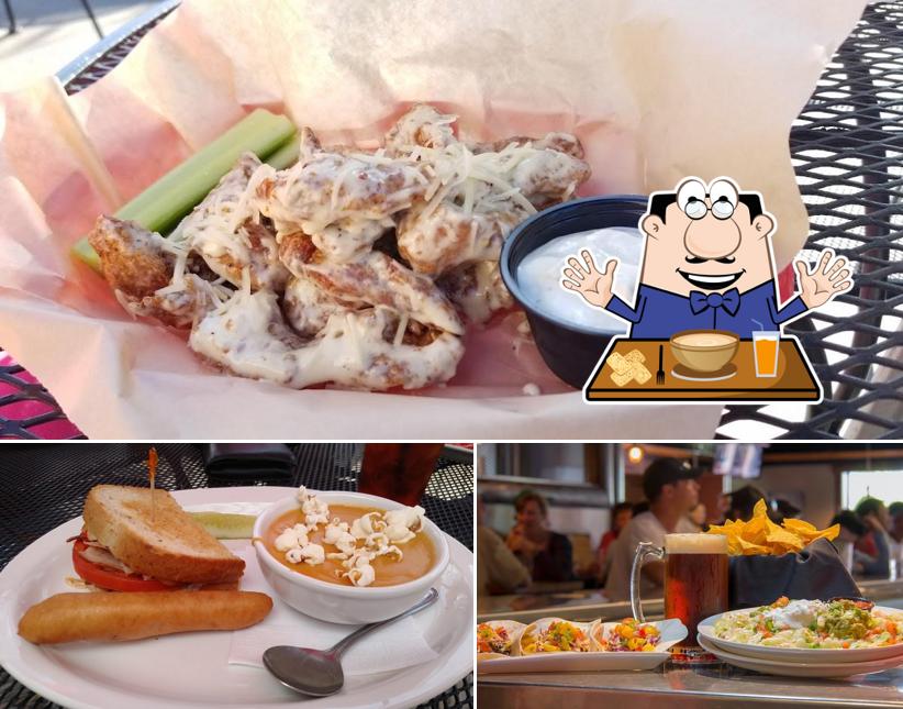 Maple Tavern In Maple Grove Restaurant Menu And Reviews