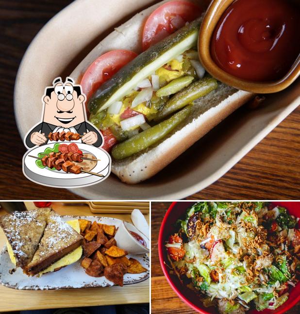 Roots Handmade Pizza - South Loop in Chicago - Restaurant menu and reviews