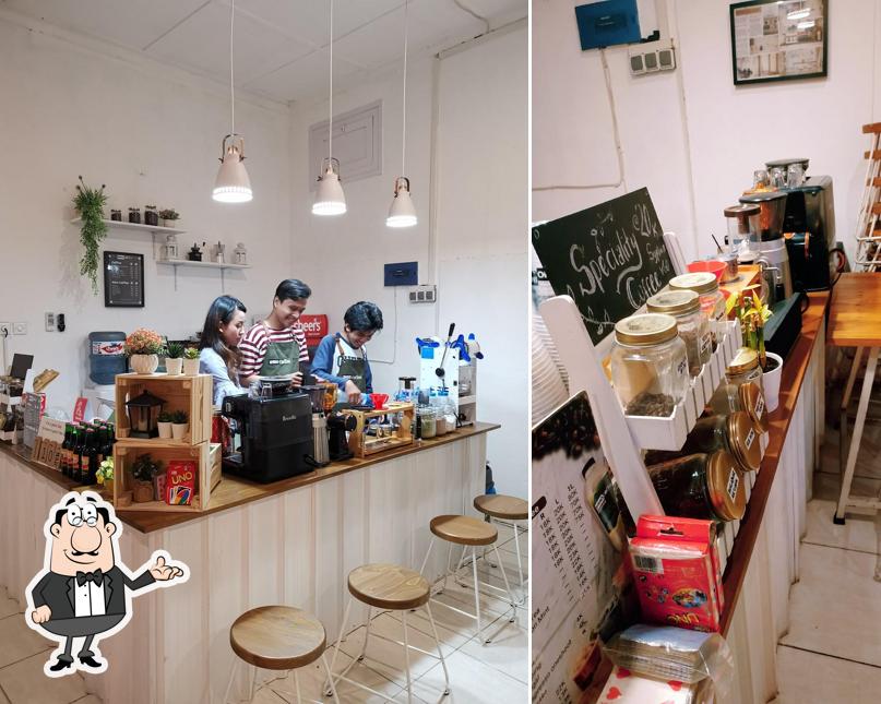 IMHO Coffee, Surabaya - Restaurant reviews