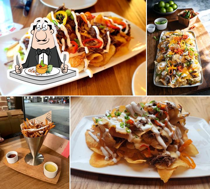 Gordon Ramsay Burger - Chicago, Chicago - Restaurant menu, prices and ...