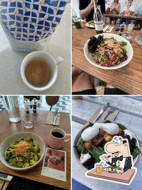 Mecca Coffee, 26 Bourke Rd in Alexandria - Restaurant menu and reviews