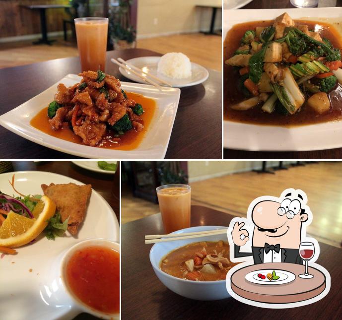 Little Blue Elephant, Minot - Restaurant menu, prices and reviews