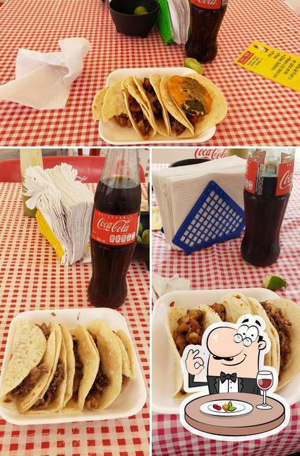 Tacos Gil restaurant, Monterrey, Av Lázaro Cárdenas 4206 - Restaurant ...