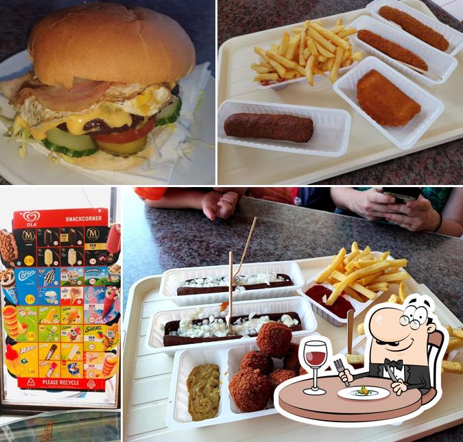 Snack Snack Corner, Den Helder - Restaurant reviews