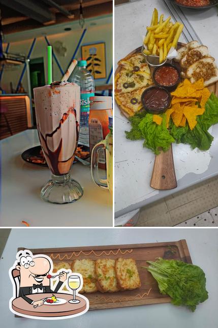 Moonbucks Cafe, New Delhi - Restaurant menu and reviews