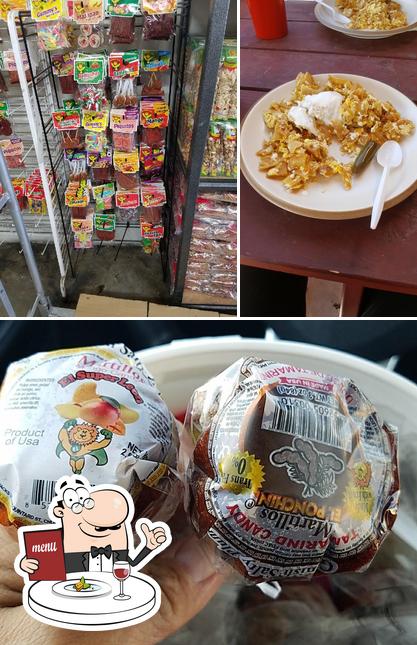 EL SUPER LEON PONCHIN SNACK in San Diego - Restaurant reviews