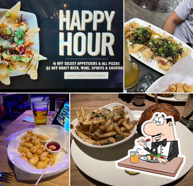 Yard House, 126 Brookline Ave in Boston - Restaurant menu and reviews